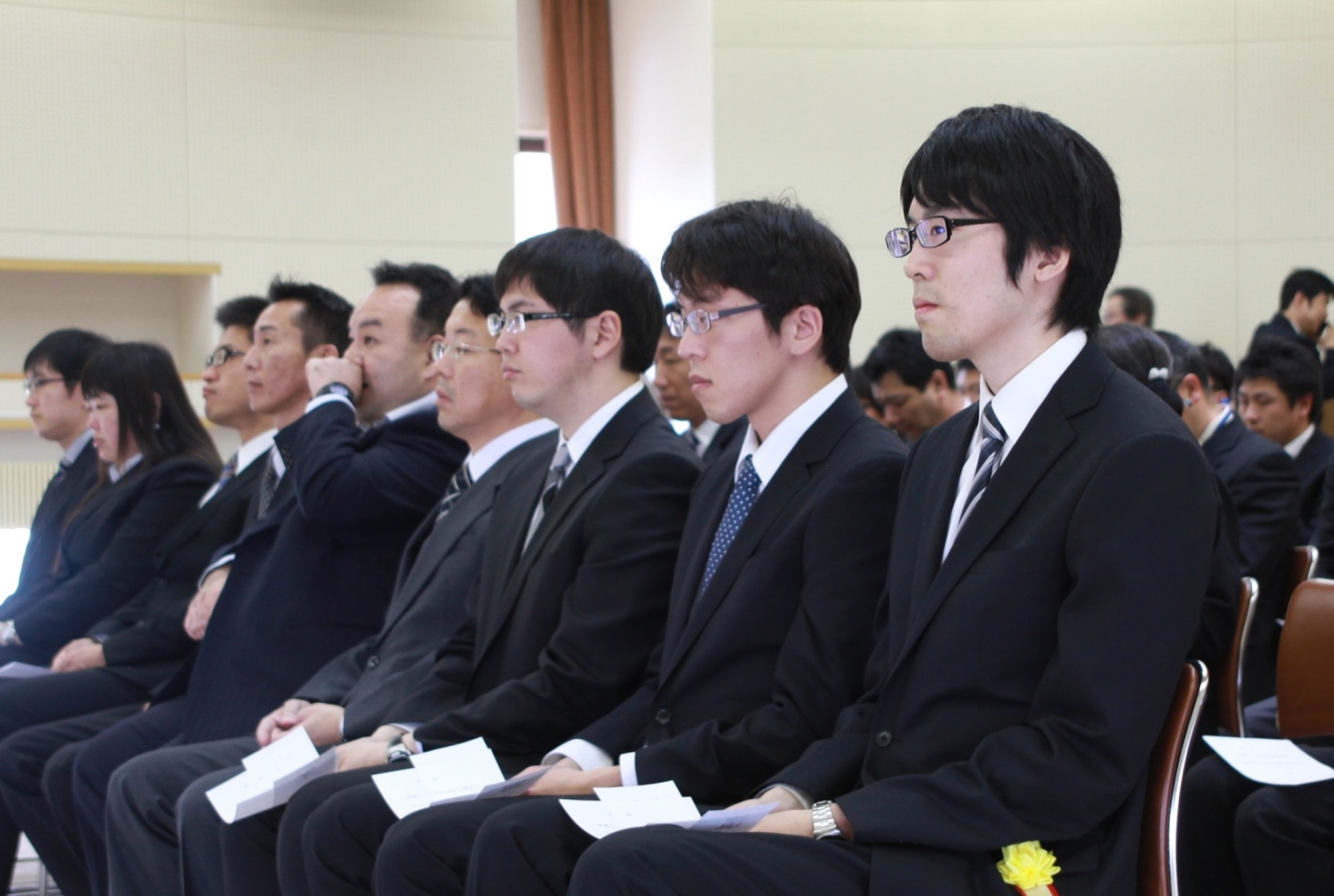 平成27年度入社式を行いました｜（株）北開水工コンサルタント